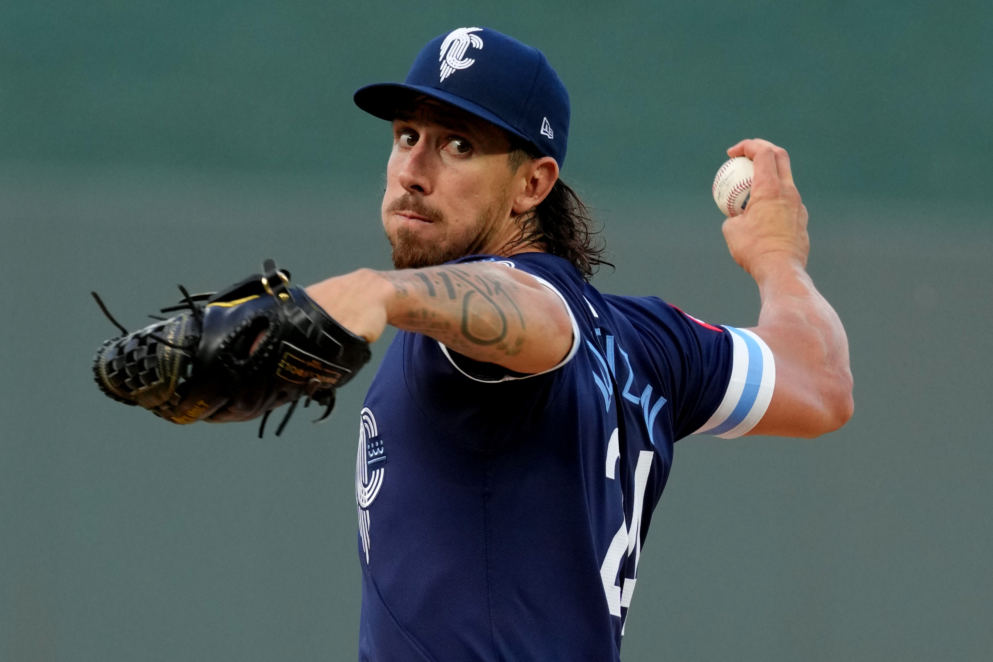 Purple Row after dark: Rockies sign RHP Michael Lorenzen