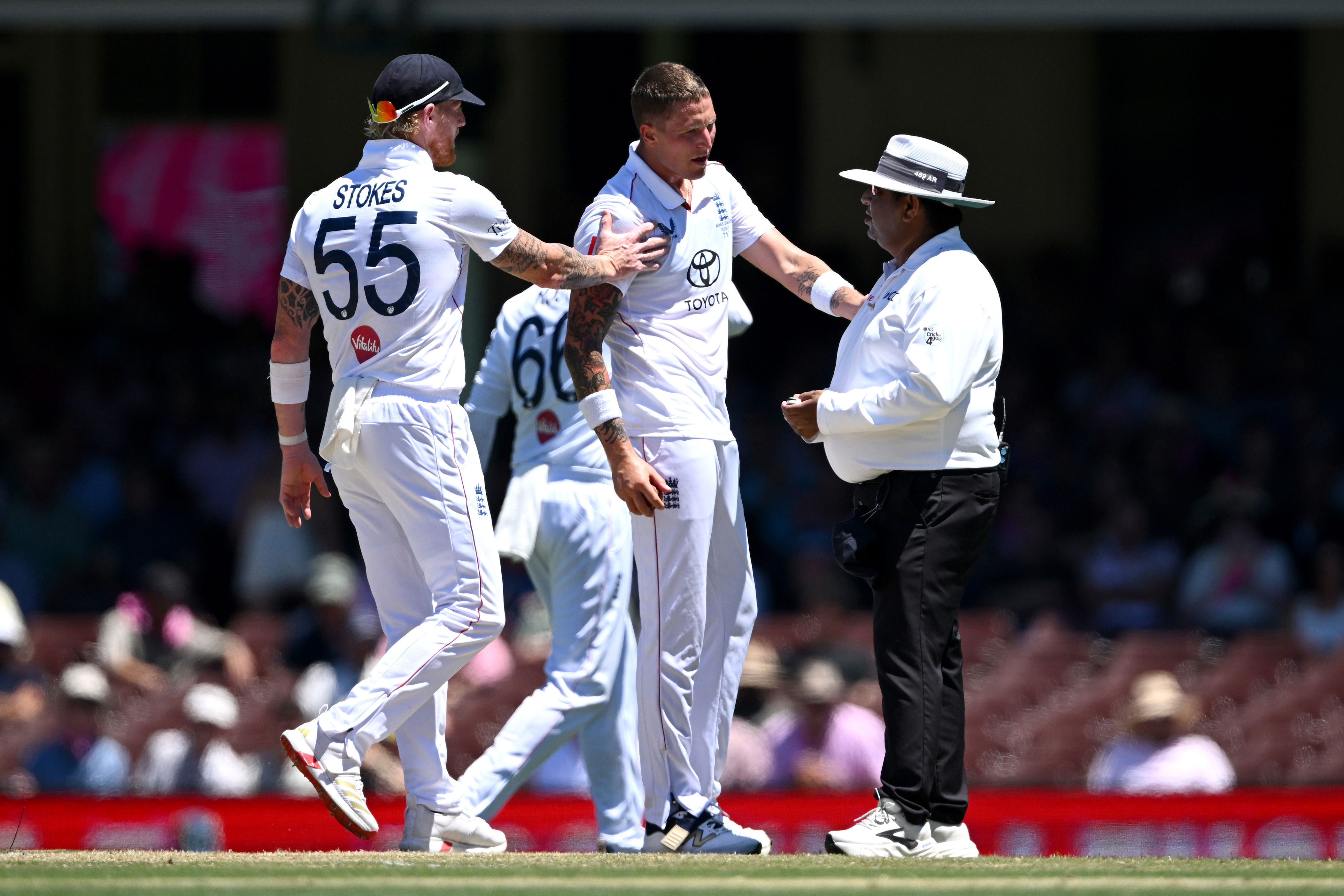 Fuming bowler dragged away as England robbed by DRS