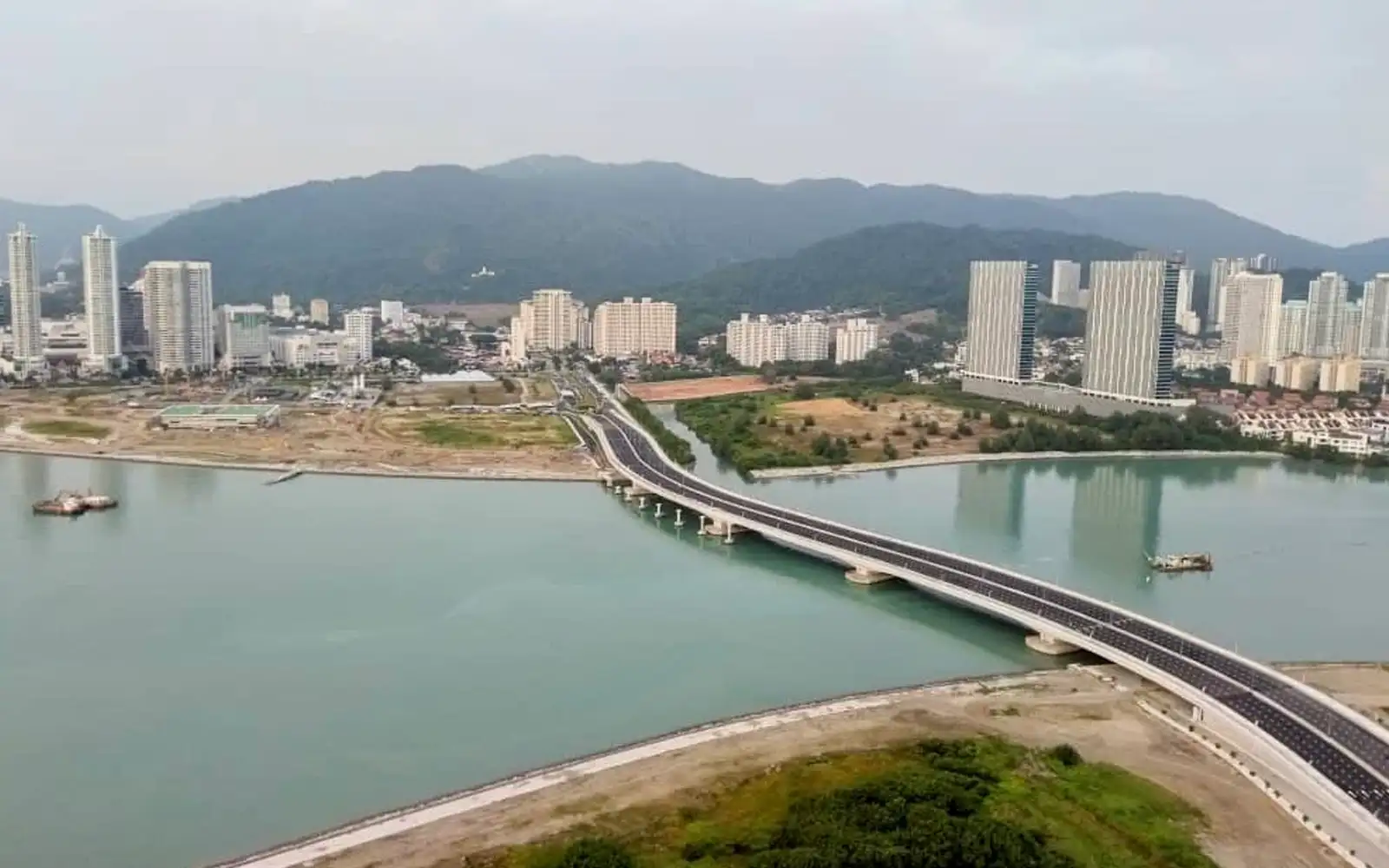 QR code plan for Gurney Bridge entry dropped, says mayor