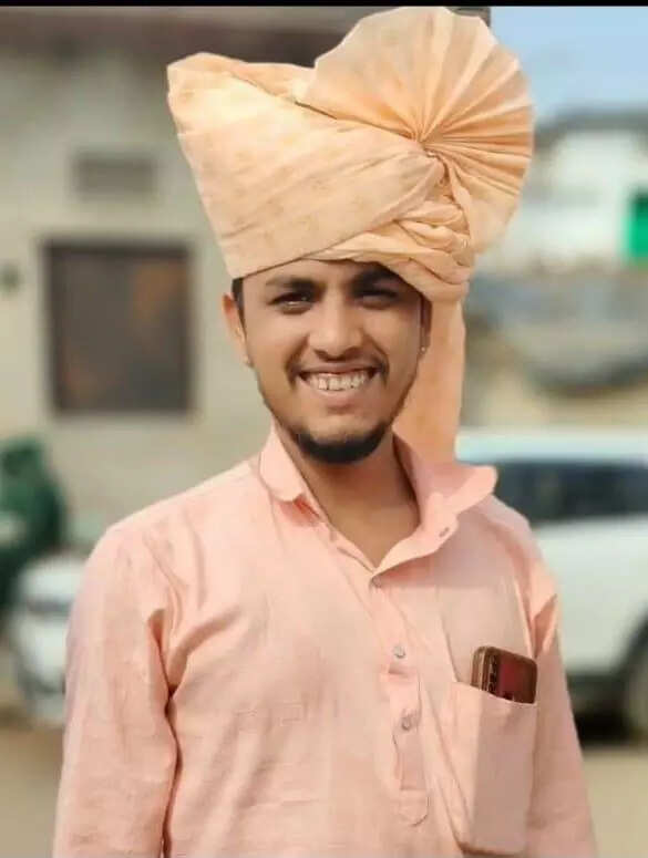 2 textile workers found dead near boiler, kin stage protest