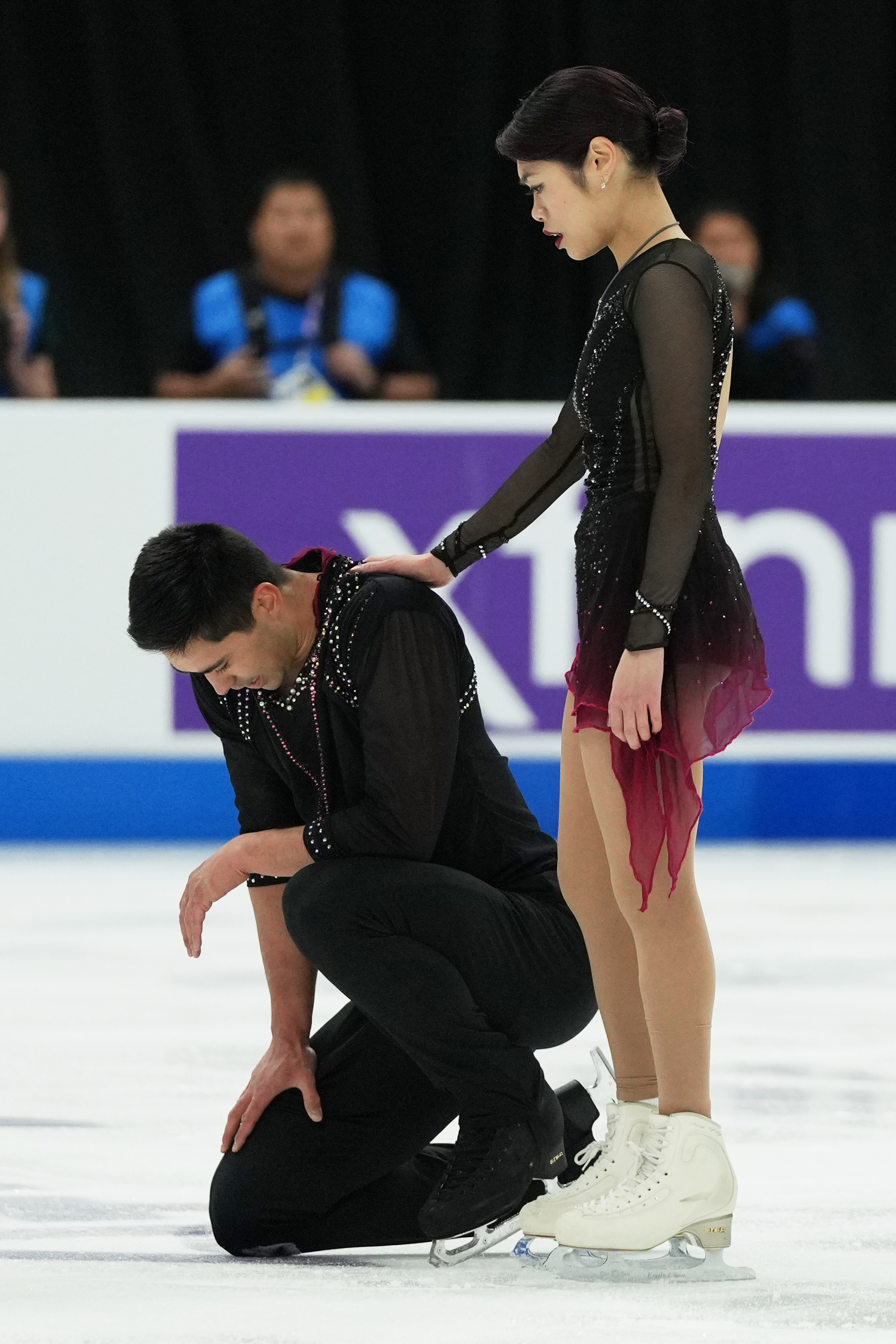 Efimova and Mitrofanov dazzle in short program but face citizenship ...