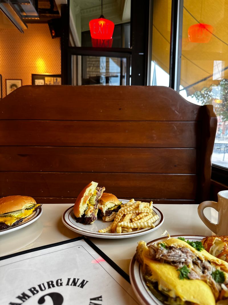 8 hole-in-the-wall Iowa diners known for classic breakfast comfort
