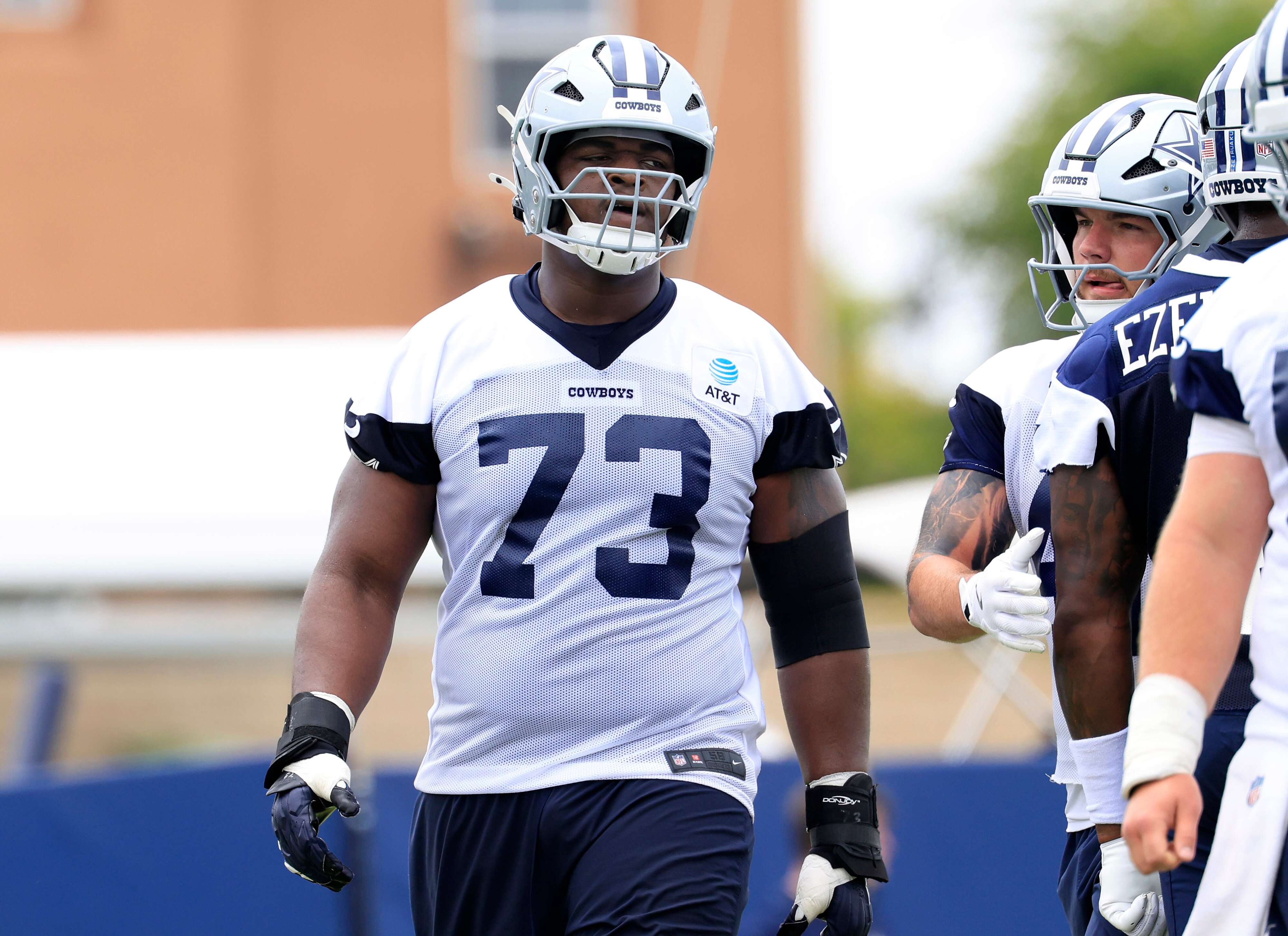 Cowboys HC Brian Schottenheimer provides answers on Tyler Smith’s ...