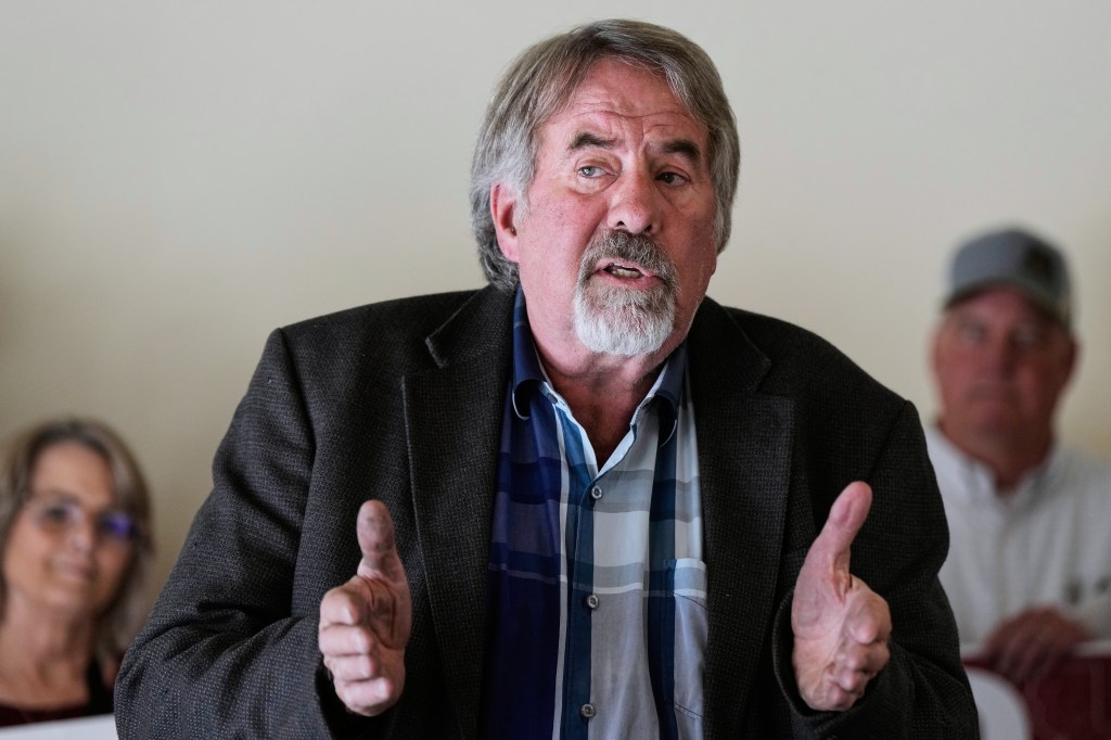 Trump orders flags to half-staff in honor of 'true American patriot' CA ...