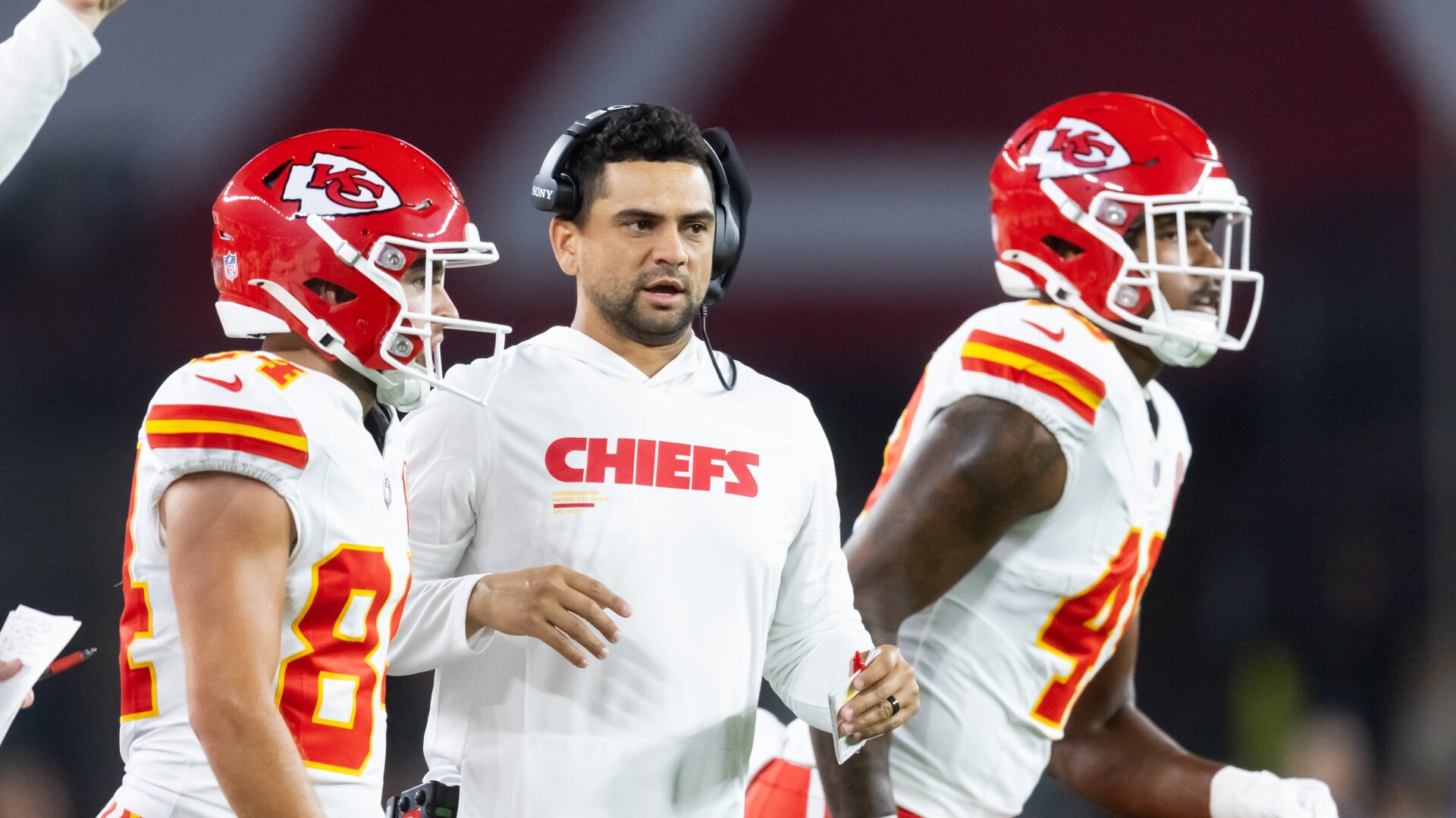 Report: Chiefs fire WRs coach Connor Embree