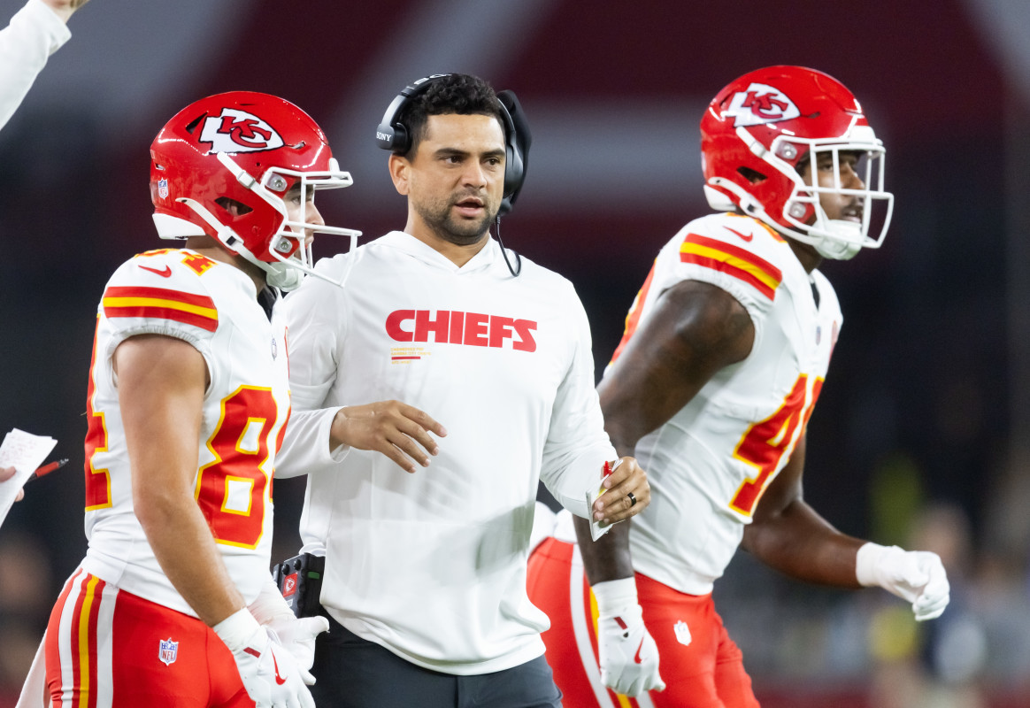 Kansas City Chiefs HC Andy Reid makes the coaching change fans have ...