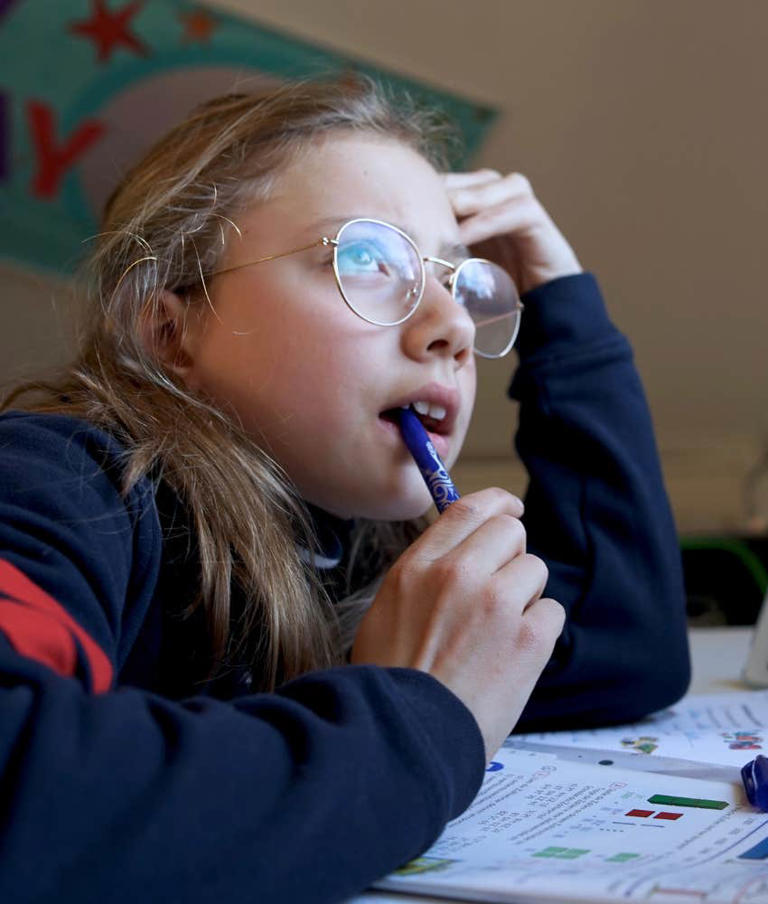 People who grew up watching their parents do these 4 things usually ...