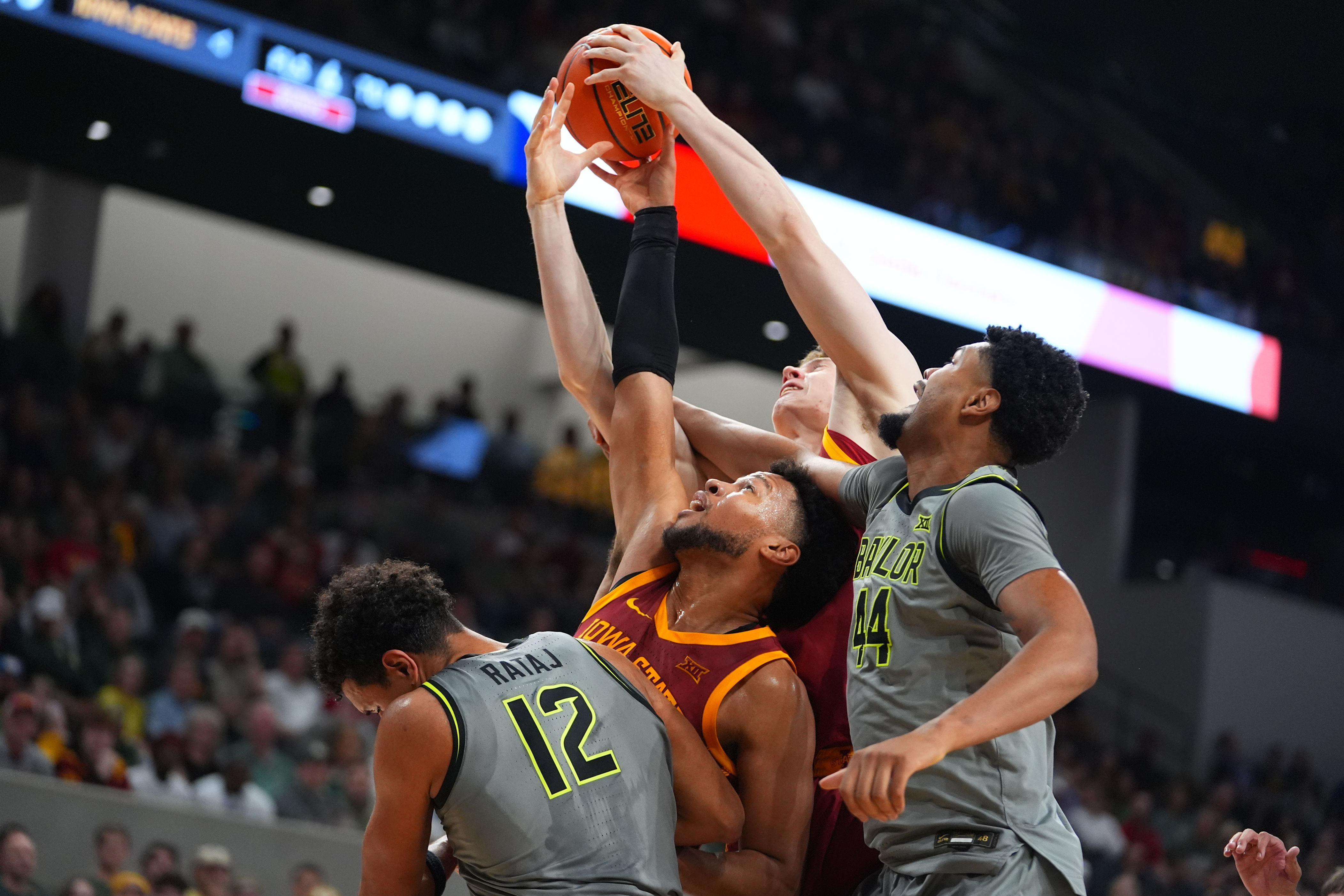 No. 3 Iowa State sets school record with 15-0 start after 70-60 win ...