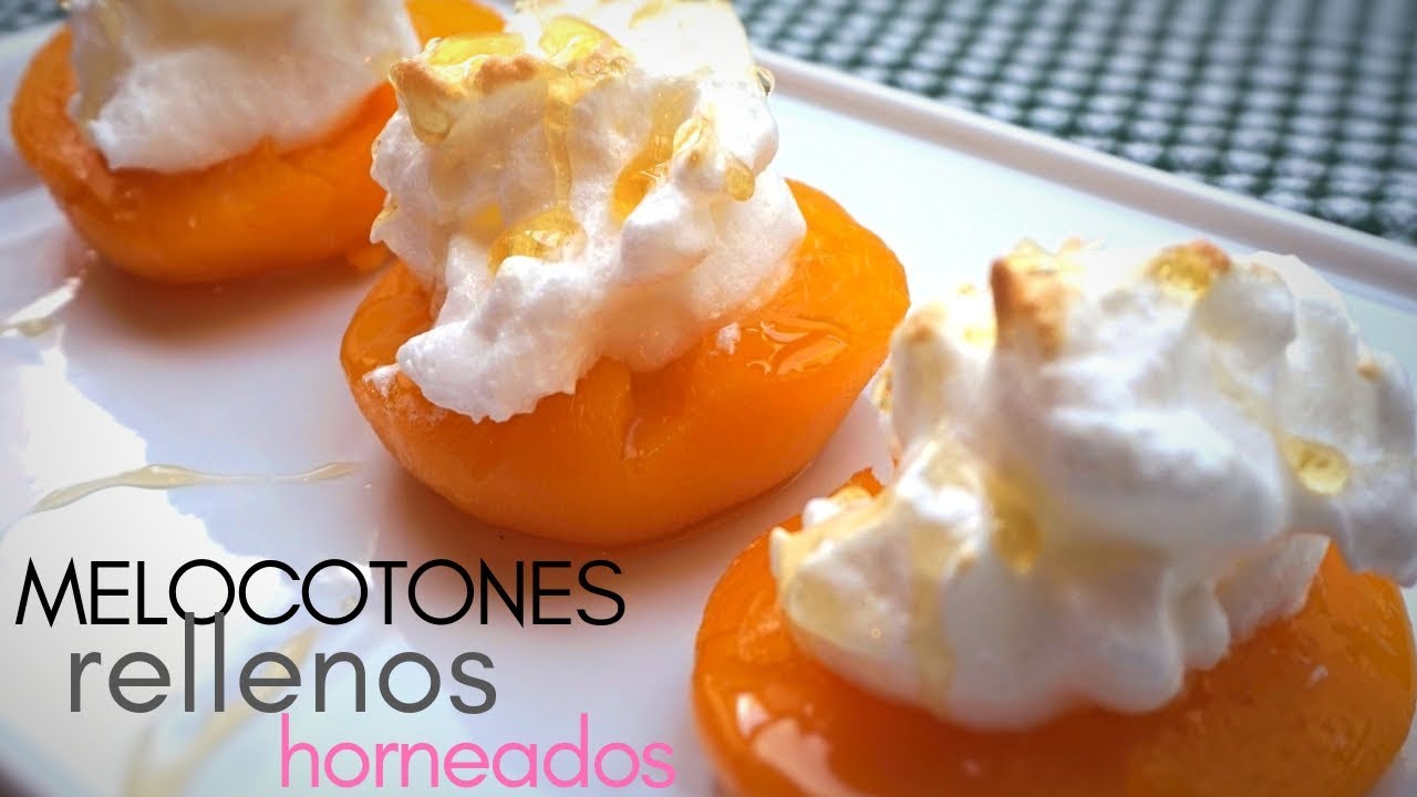 Melocotones rellenos al horno con 3 ingredientes