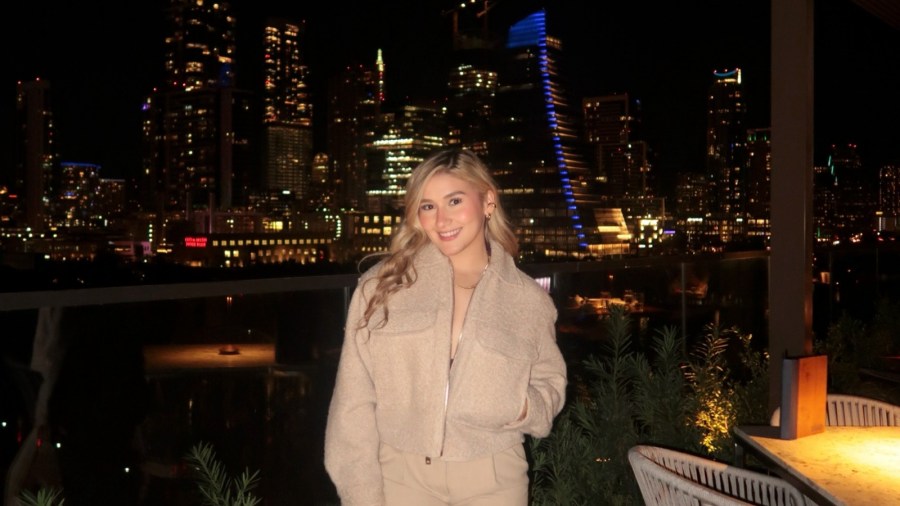 Venezuelan woman seeking asylum detained by ICE