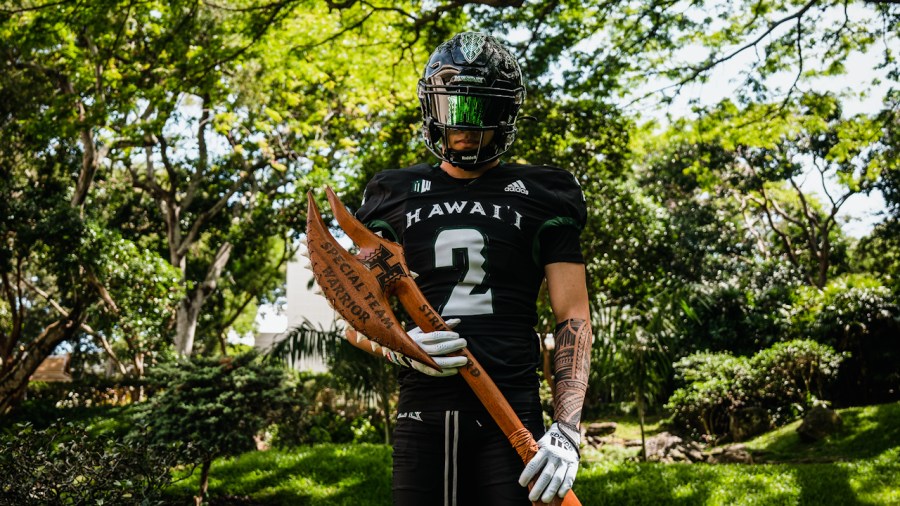 Washington transfer Audric Harris signs with Hawaii, reunites with prep ...