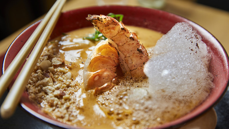 Is the ramen at this popular global chain worth waiting over an hour in ...