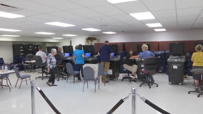 West Virginia GOP supporters disagree over closed Republican primaries