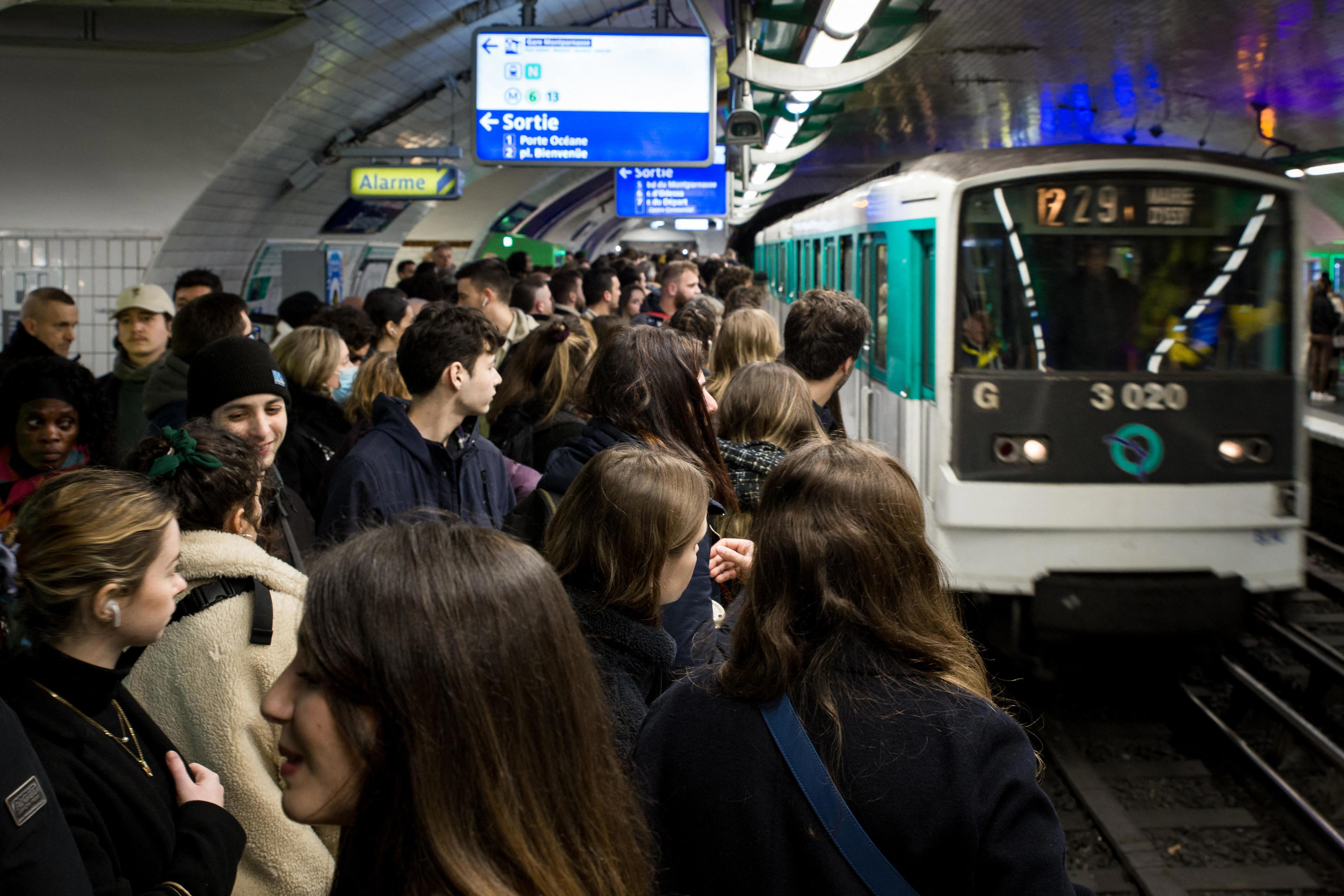 Sondage - Crise de confiance : 77 % des Français pessimistes pour leur ...