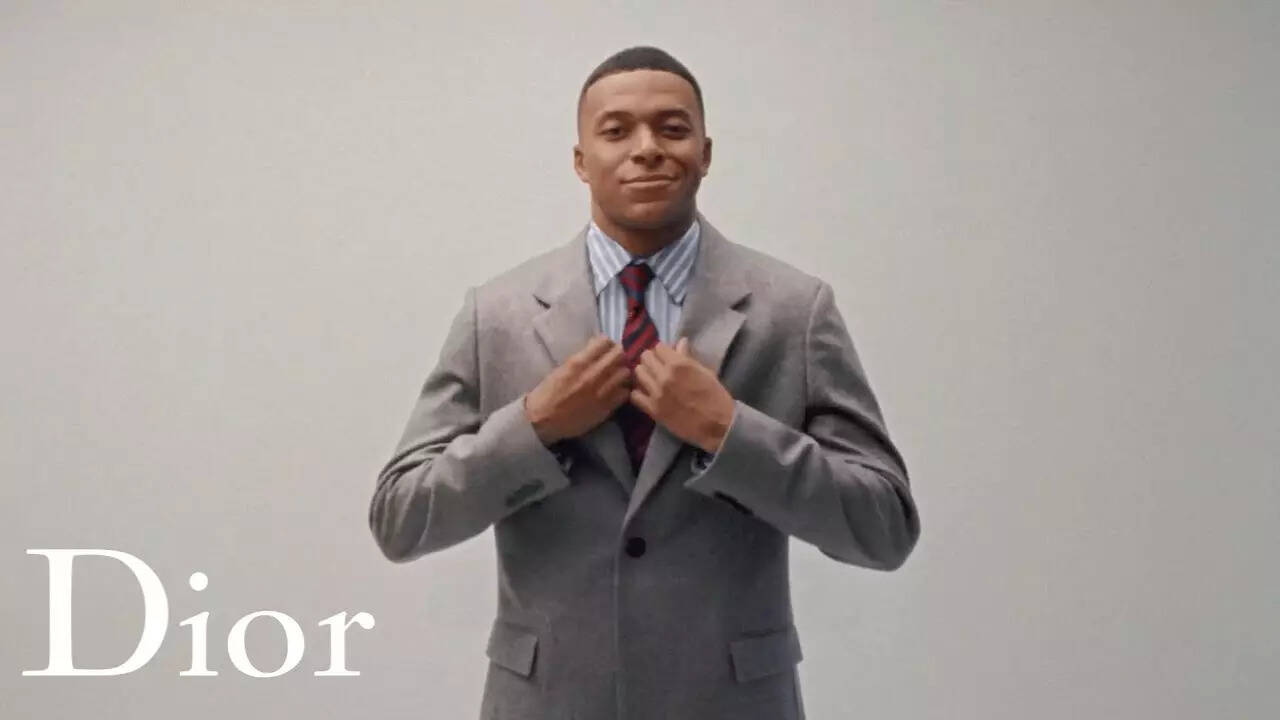 Sorry supermodels, Mbappé just stole the fashion scene and Dior’s new ...