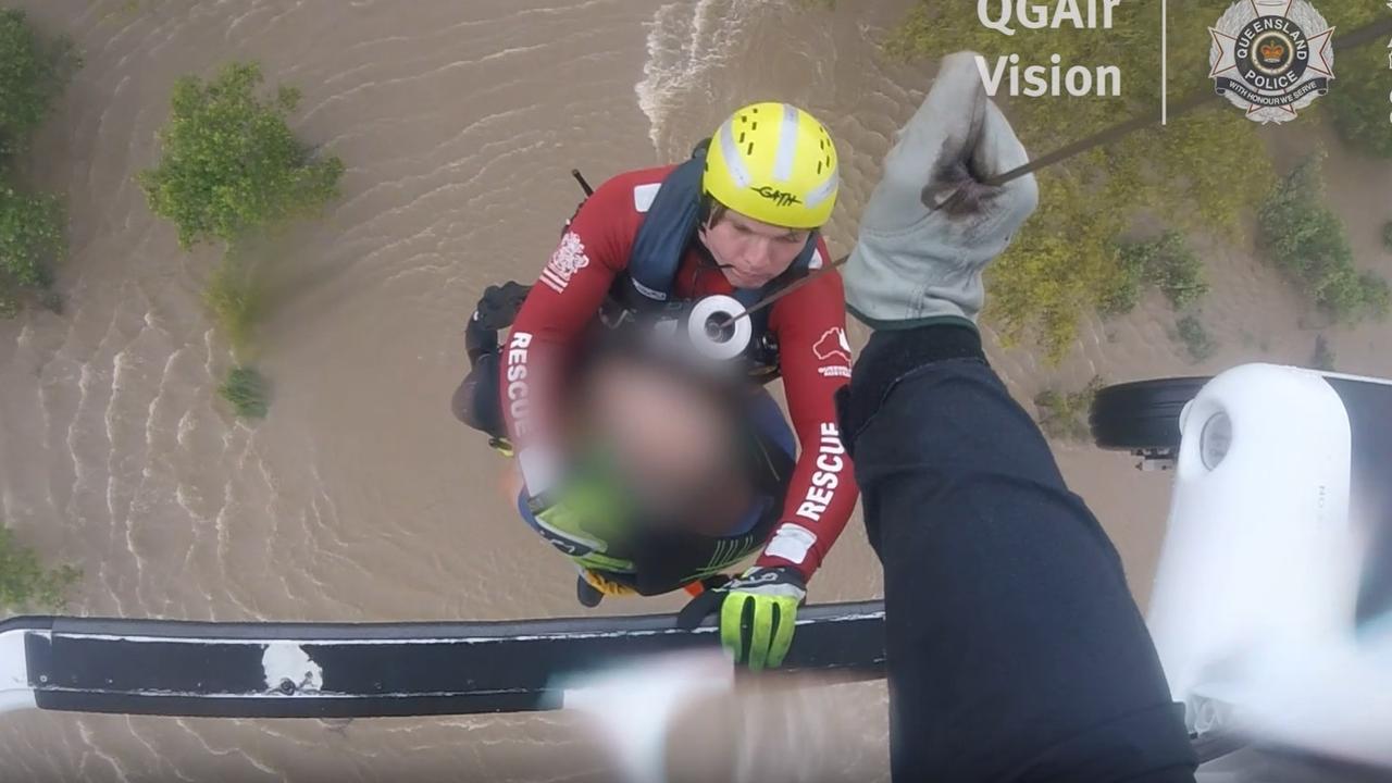 Dramatic rescues as cyclone fears grow