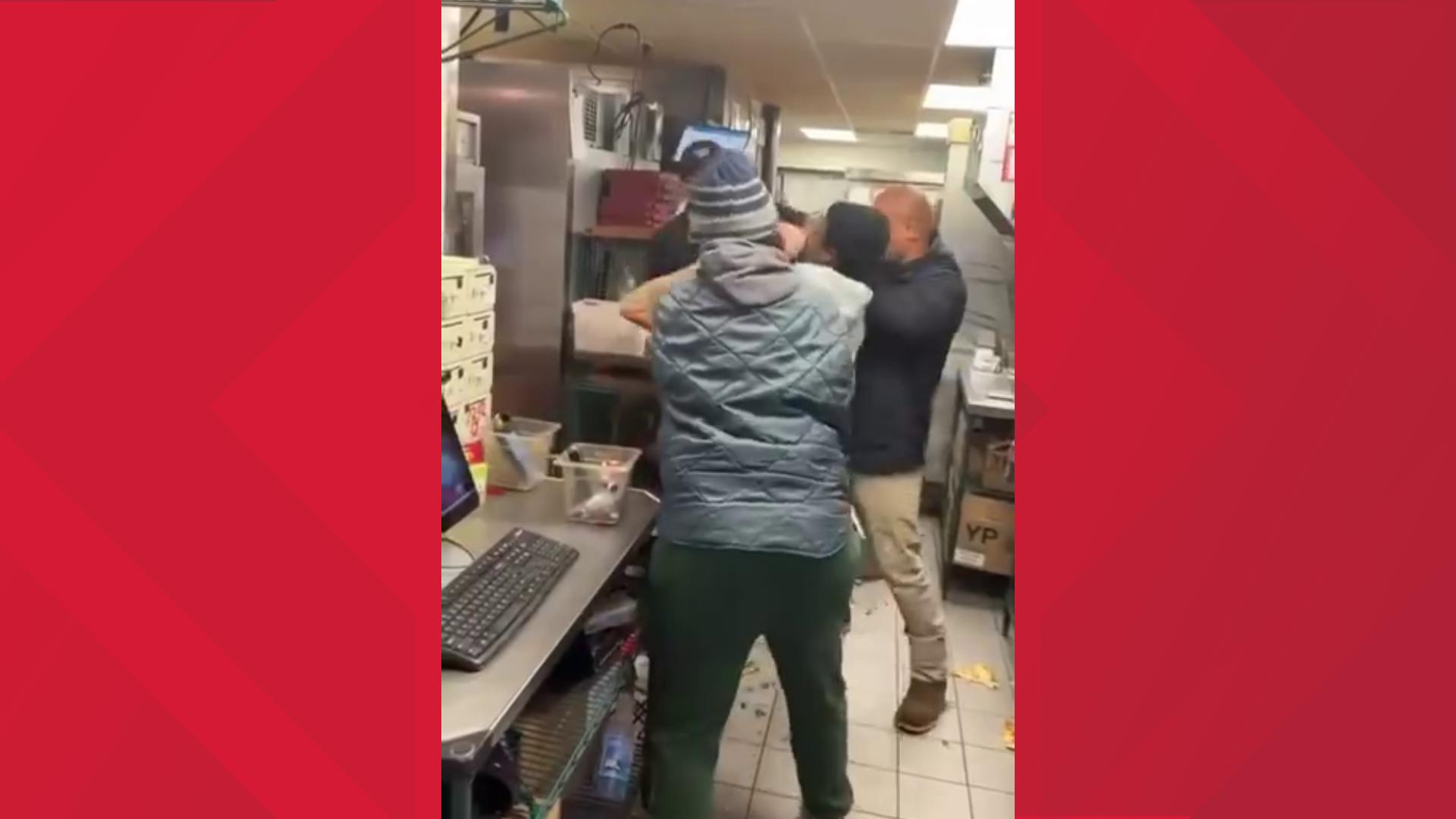 Video shows altercation between customer, employee at Federal Way Pizza Hut