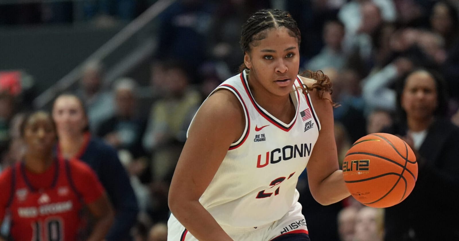 No. 1 UConn Women’s Hoops again defend PeoplesBank Arena; race past Red ...