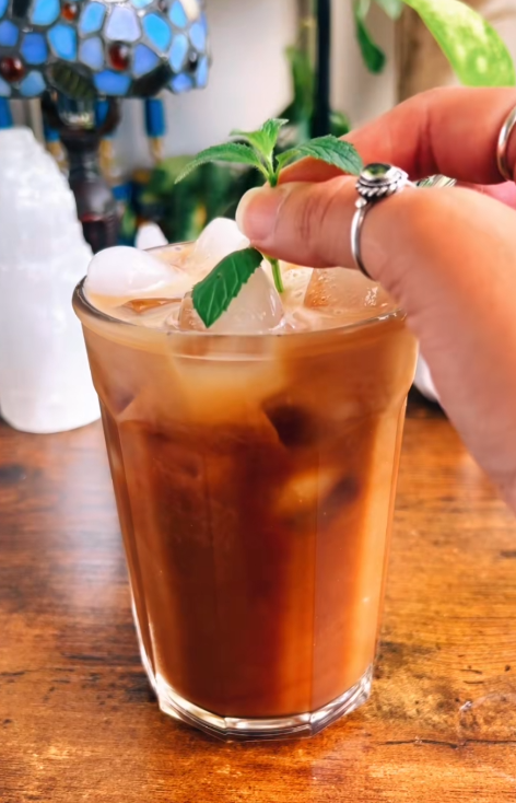 Fresh mint cold brew | Refreshing coffee drink at home