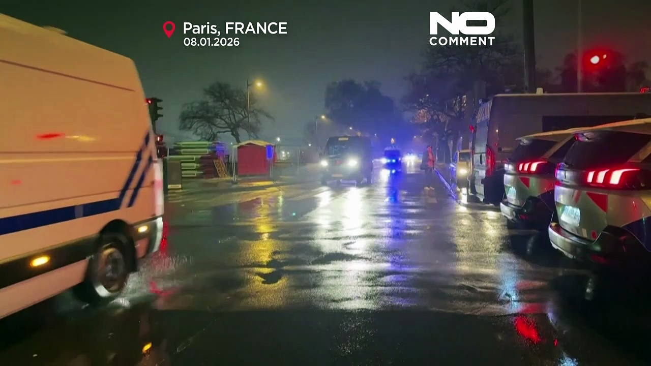 French farmers protest EU Mercosur deal with tractors in Paris