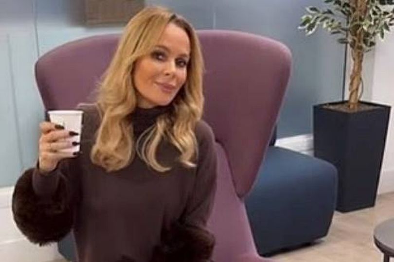 Amanda Holden recreates Basic Instinct skirt scene and exposes her ...