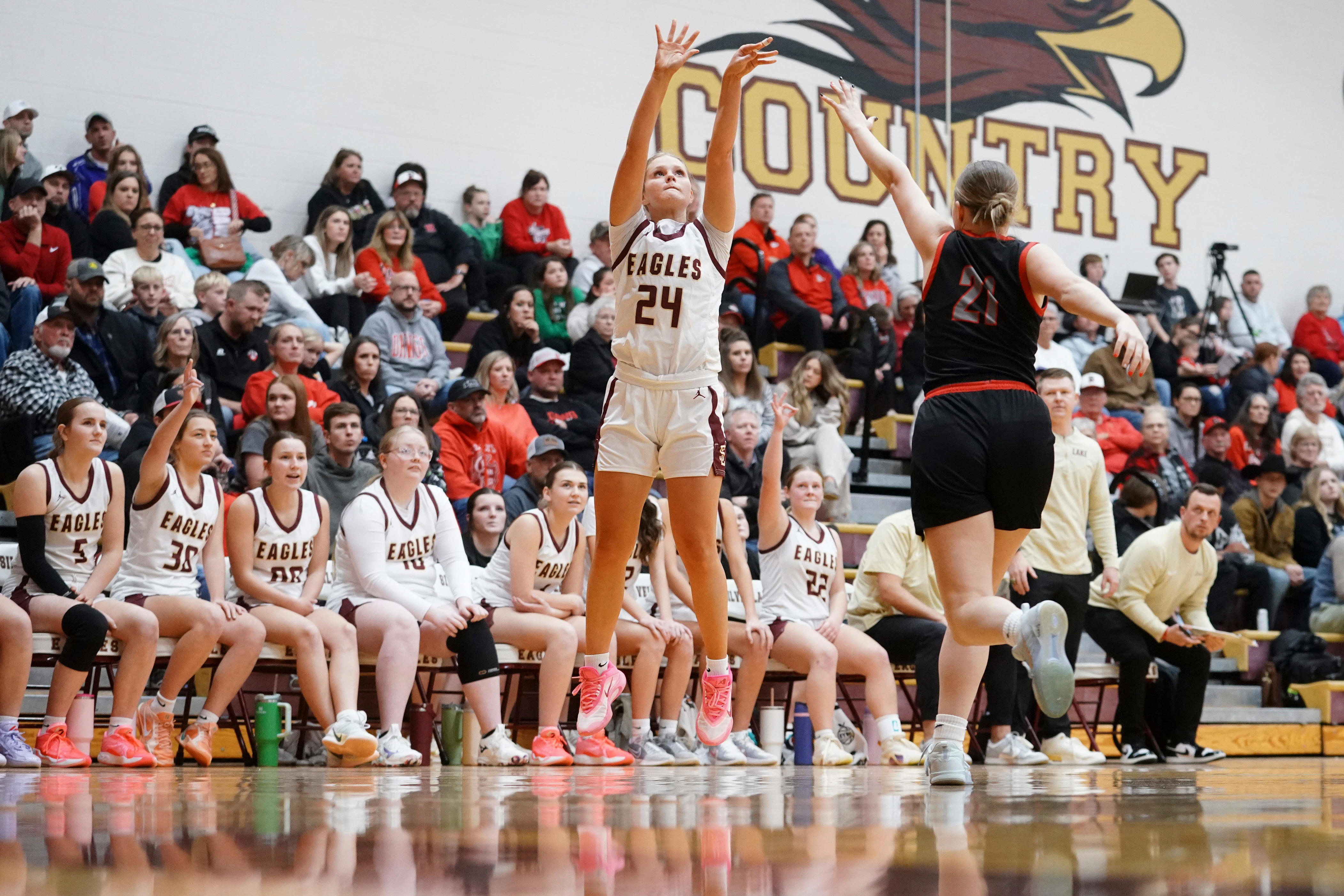 How Savanah Wende's 3-point shooting has elevated Silver Lake's offense