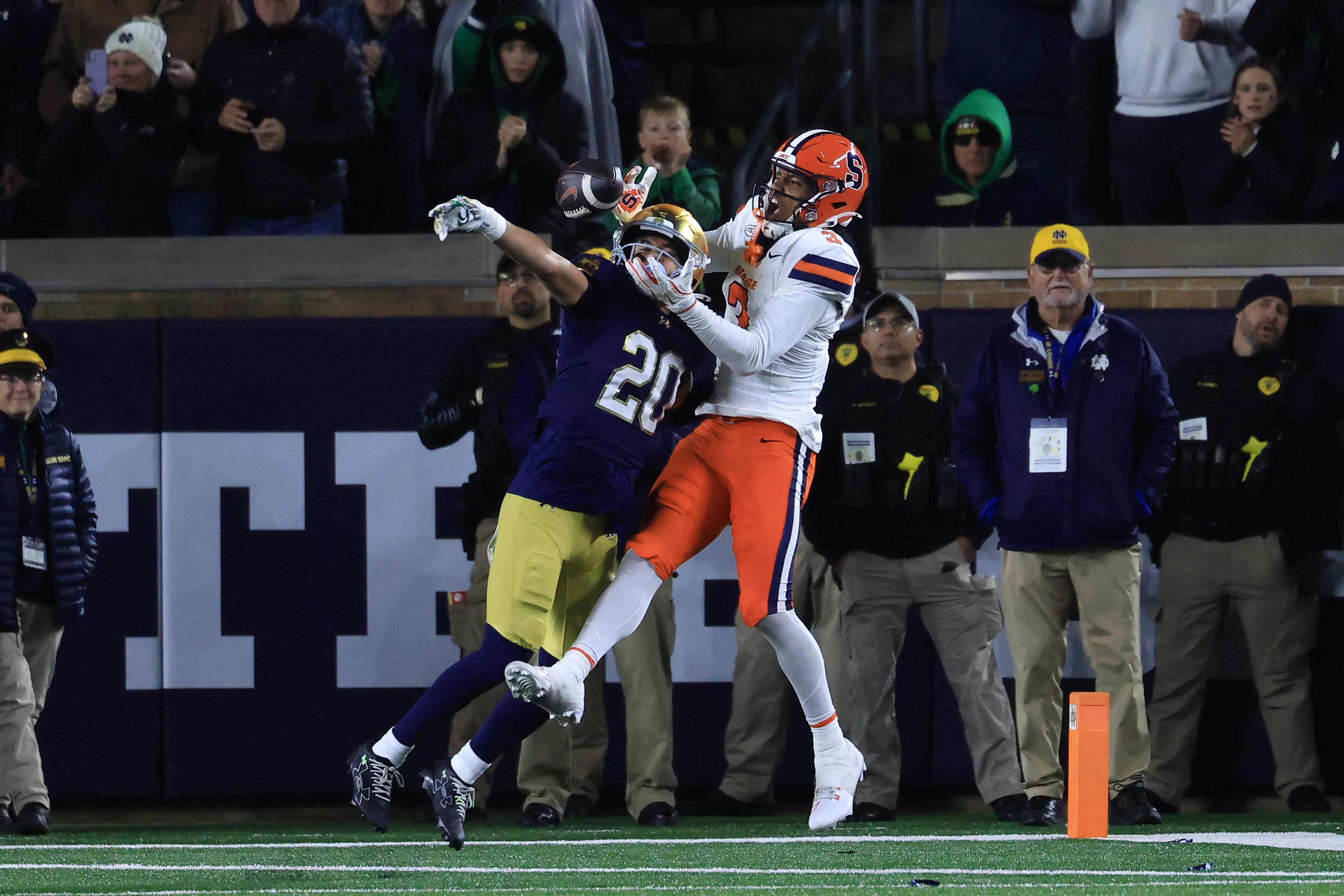 Colorado lands young Notre Dame corner in portal