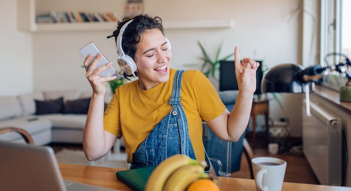 La psicología sugiere que las personas que prefieren estar solas en ...