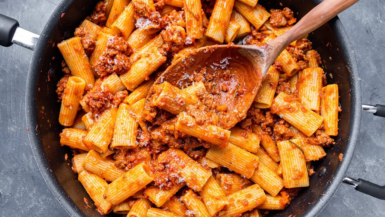 This ragu has guests coming back for more