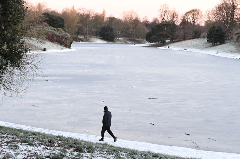 Met Office shares 'wintry' update as UK temperatures to drop again