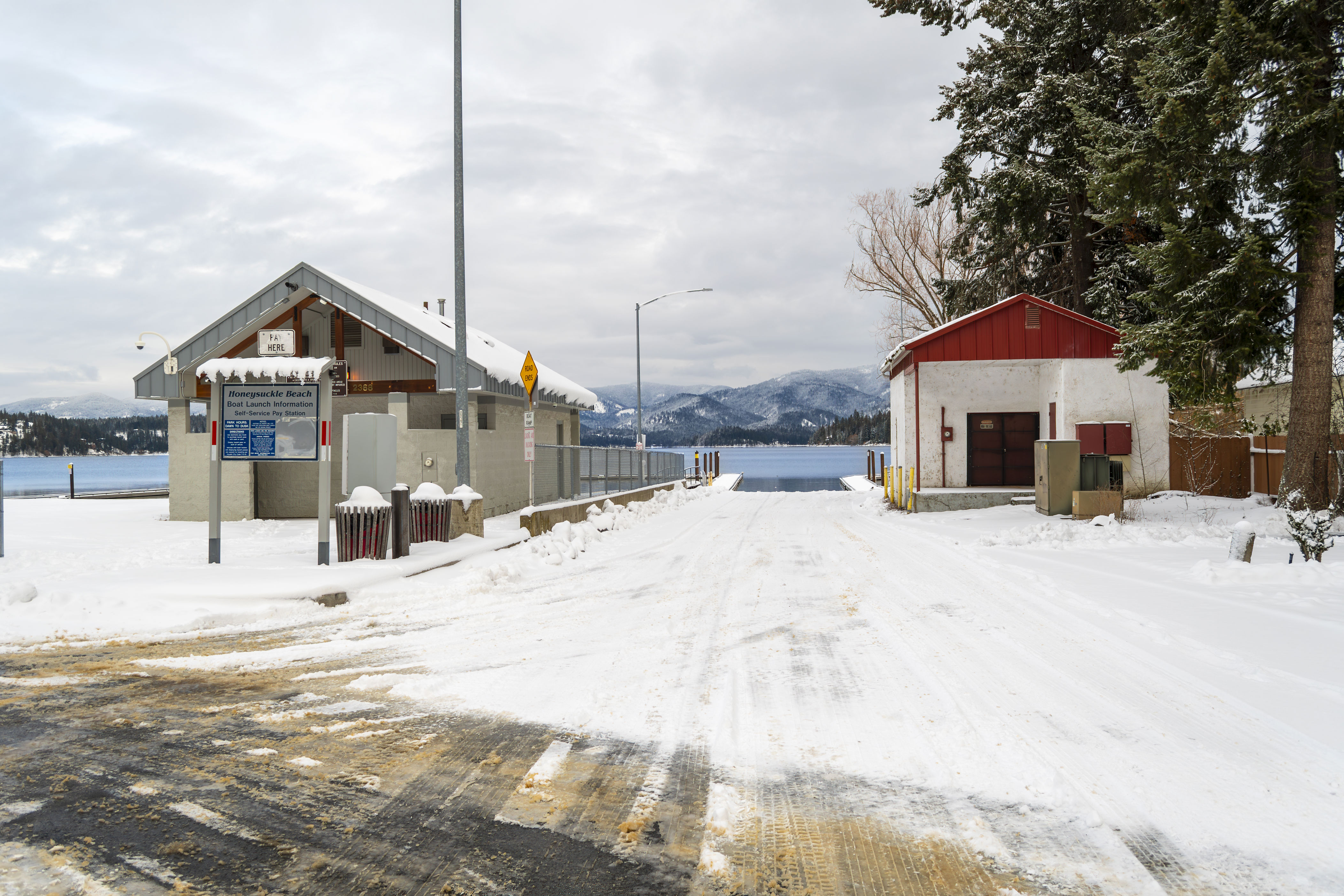 Winter storm warning as 19 inches of snow to hit