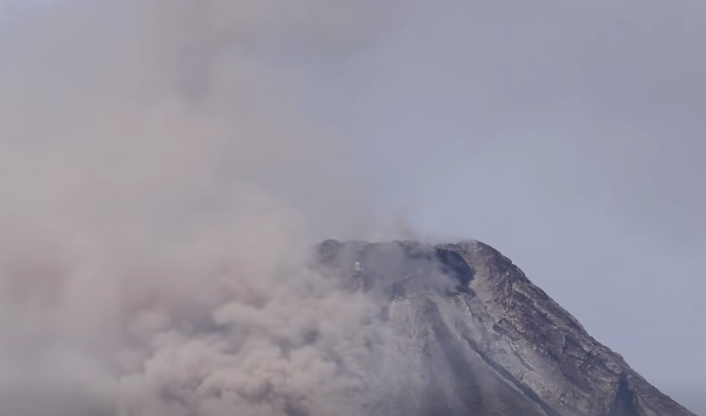 Mayon Volcano logged 207 rockfalls, 27 PDCs in past 24 hours