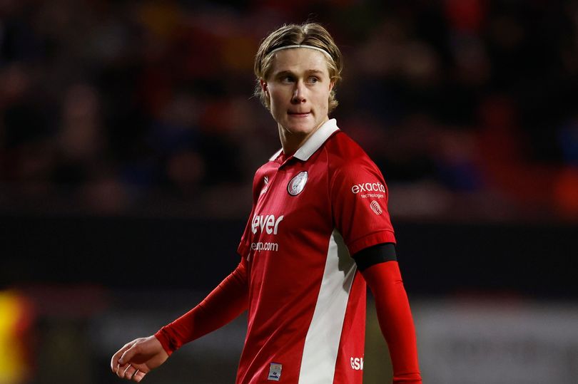 Sam Bell 'ready for more' at Bristol City as Robins set to benefit from ...