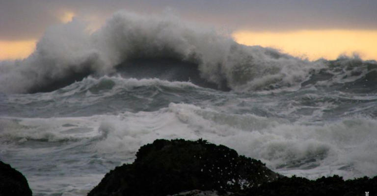 Satellites detect skyscraper-high waves – a warning and opportunity for ...