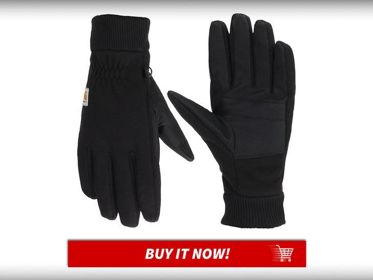 Winter 2026 accessories: Gloves, scarves and pocket warmers