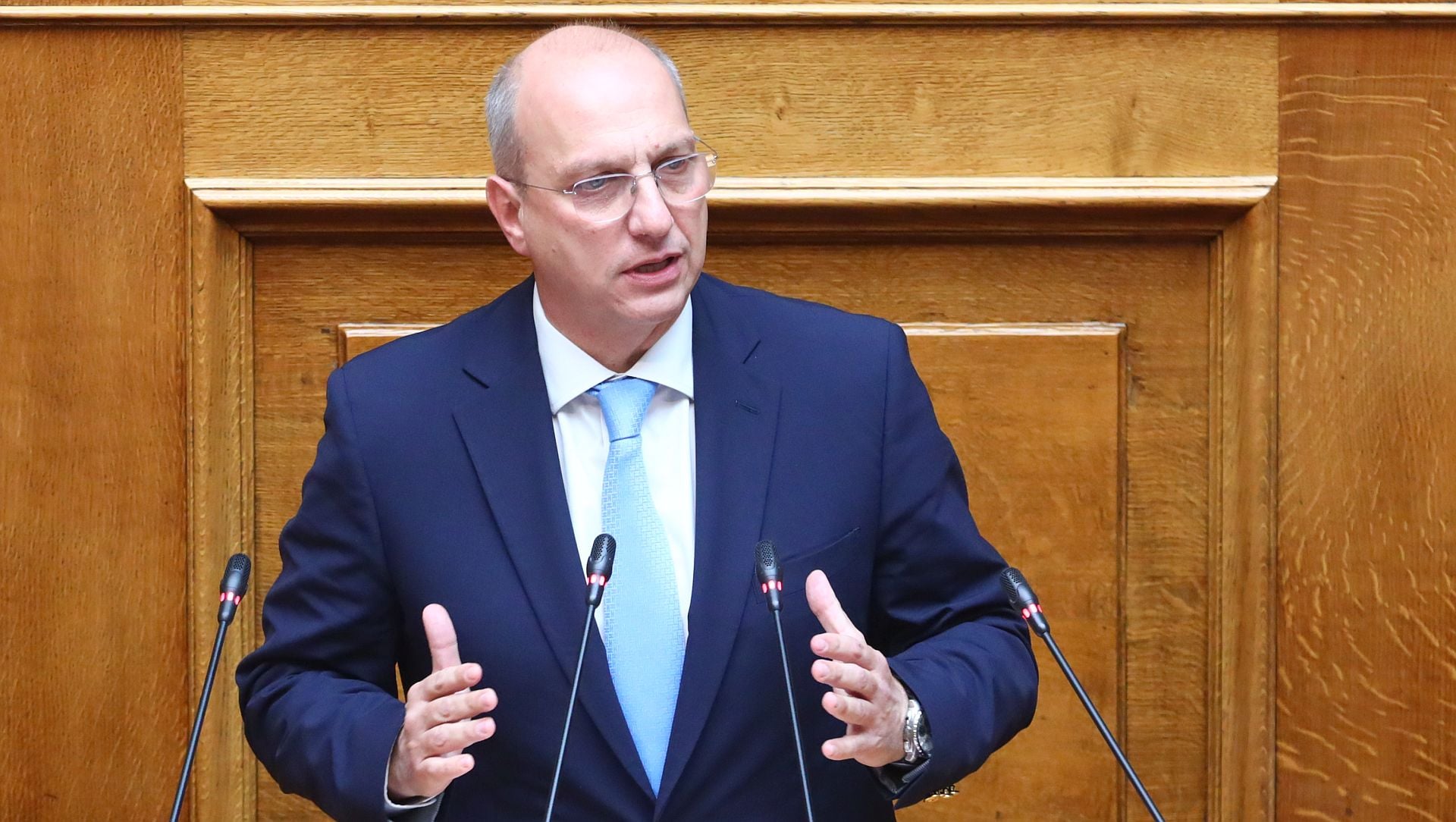 Ο Οικονόμου «αδειάζει» κυβέρνηση για Βενεζουέλα: «Ο σκοπός δεν αγιάζει ...