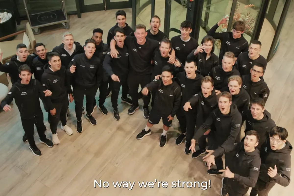 🎥 Astana’s hilarious new season video rap — Vinokourov and riders bring ...