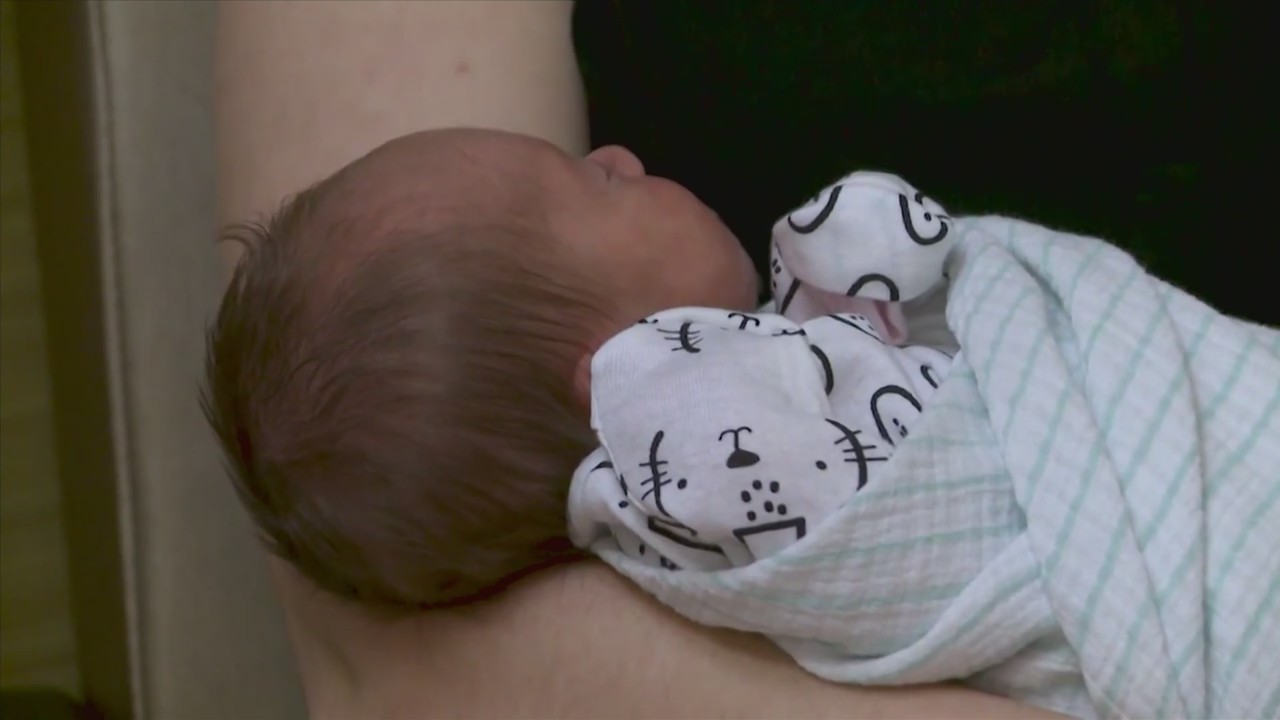 Bay County commissioners approve extended maternity leave policy