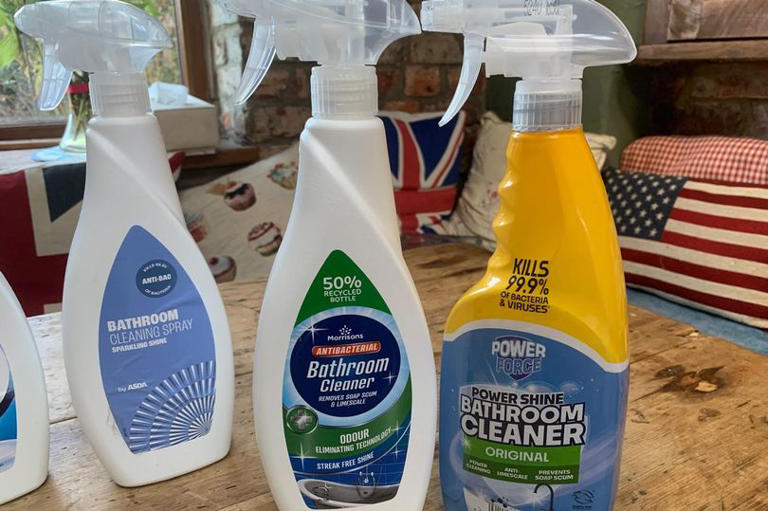 I tried 7 bathroom sprays to find the best alternative to Flash for £1. ...