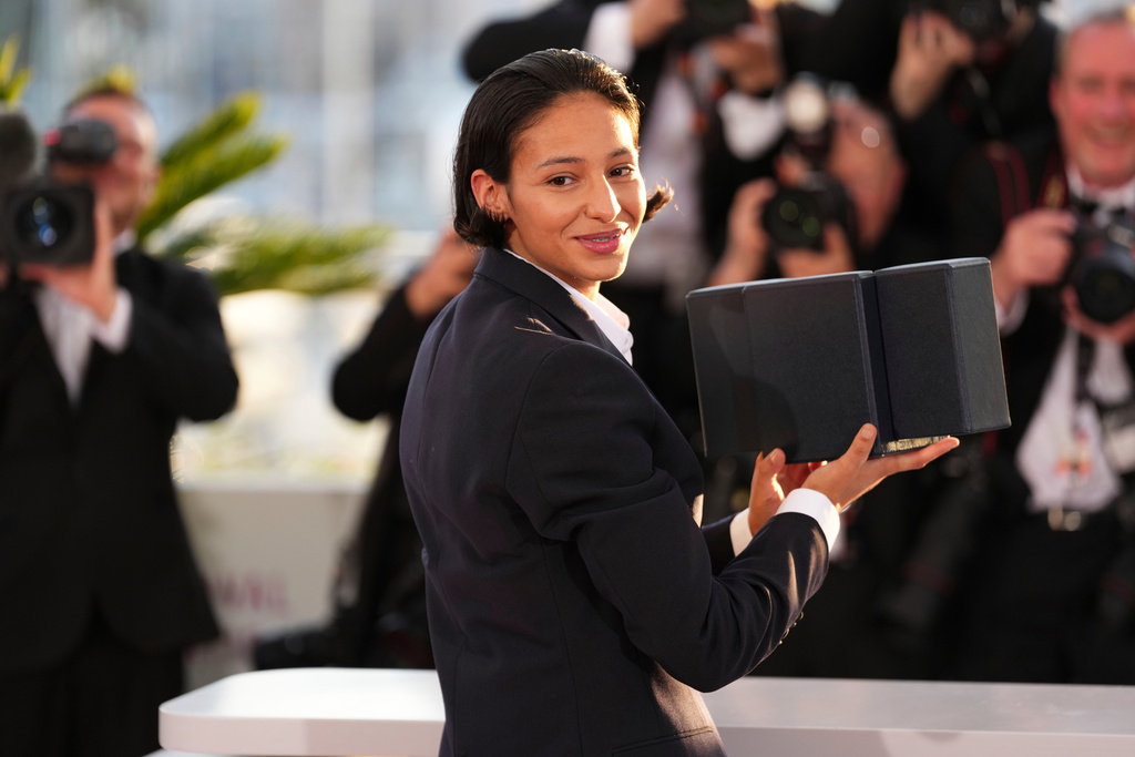 Fotbollsdrömmen sprack – då blev hon skådespelare