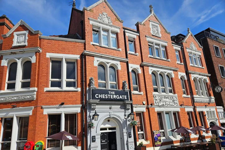 'Mad' Stockport pub hailed as the 'best' after viral video starts major ...