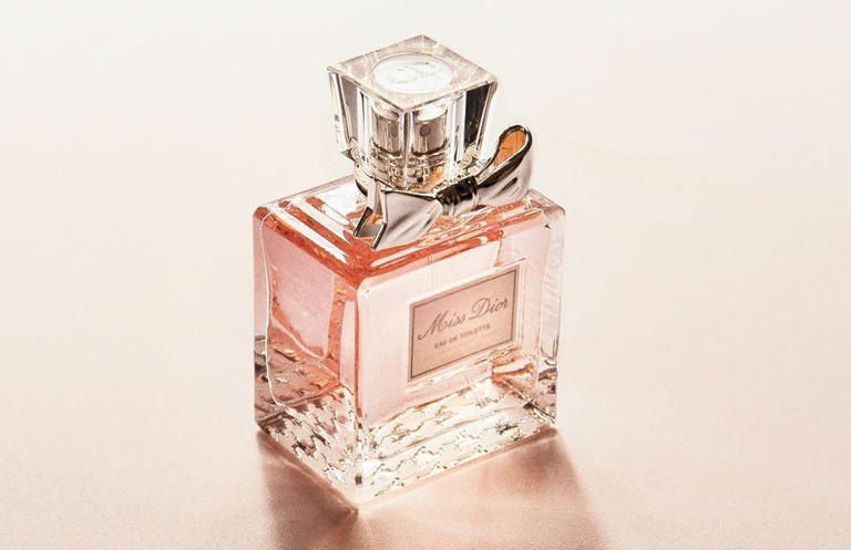 Apa itu maserasi parfum? Ini pengertian, cara, dan manfaatnya