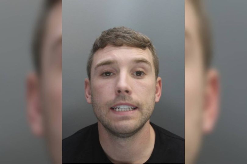 Dog sitter headbutted client after handing them their dead French ...