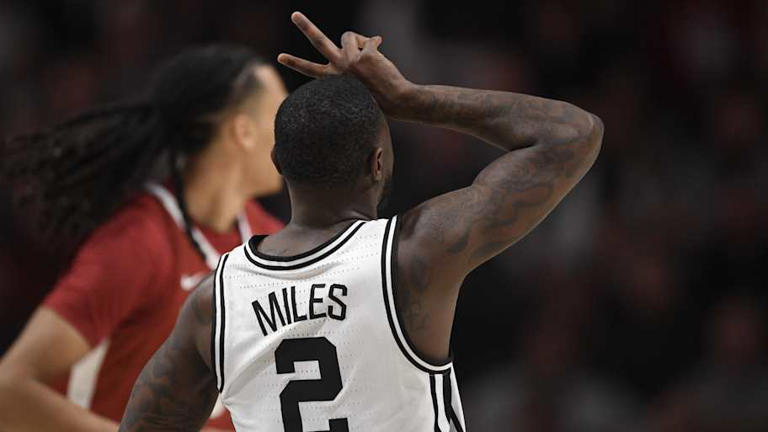 Exclusive: Inside Duke Miles' memorial gymnasium arrival in Vanderbilt ...