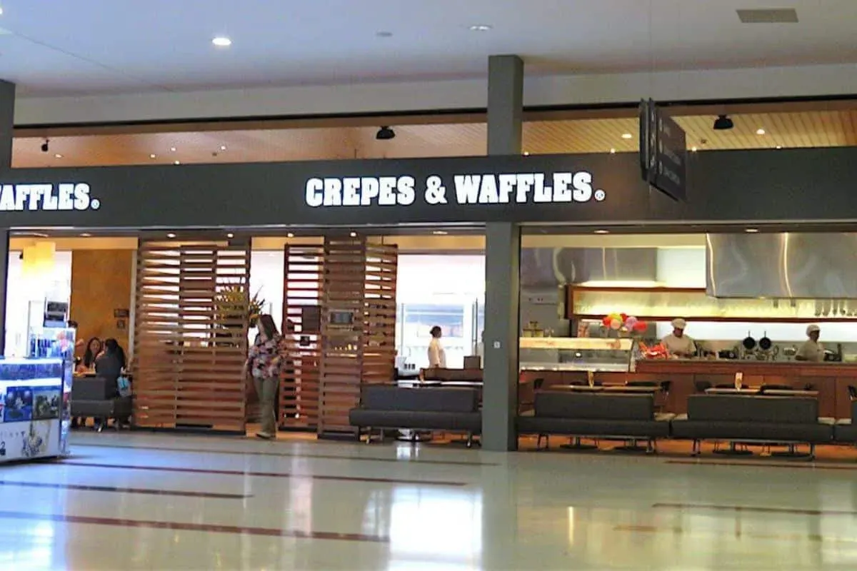 Crepes & waffles menu prices with calories [updated 2026]