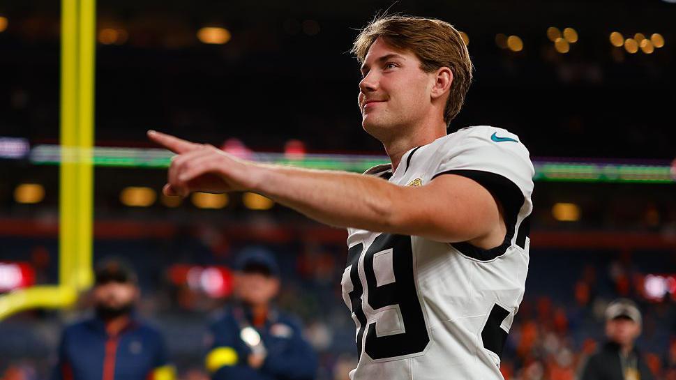 The NFL record-breaker who never planned to play the sport