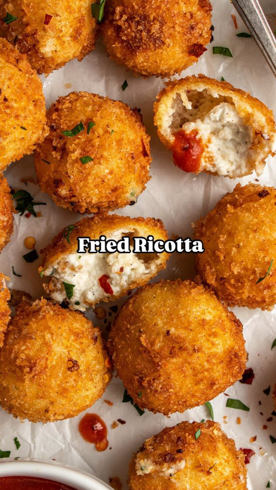 Fried ricotta, crispy, creamy and golden