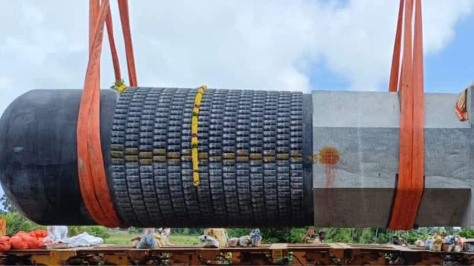 World's largest shivling: Made from single stone, measures 33 feet tall ...