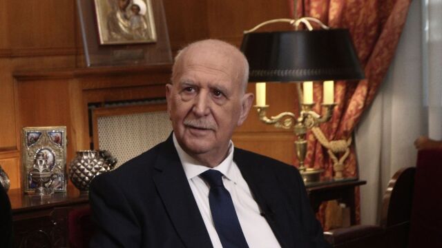 Γιώργος Παπαδάκης: Στη Ριτσώνα το «τελευταίο αντίο» στον δημοσιογράφο ...