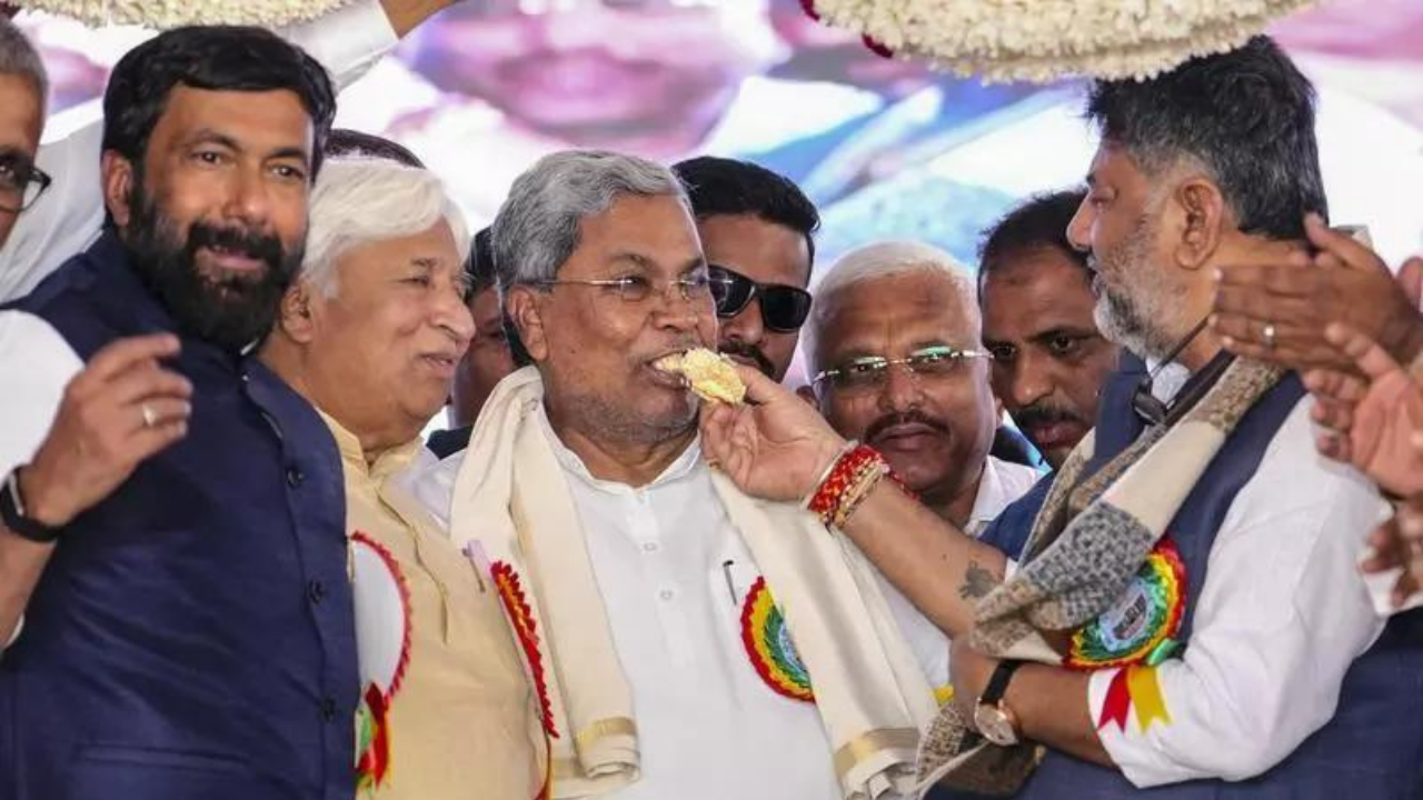 'Nati koli badoota': Did Siddaramaiah celebrate record of longest ...